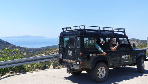 Ethno, wine and more – Hvar Island – Experience Concierge