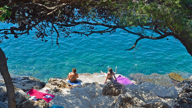 Spiaggia Uvala Lapad - Le meraviglie della penisola di Lapad ...