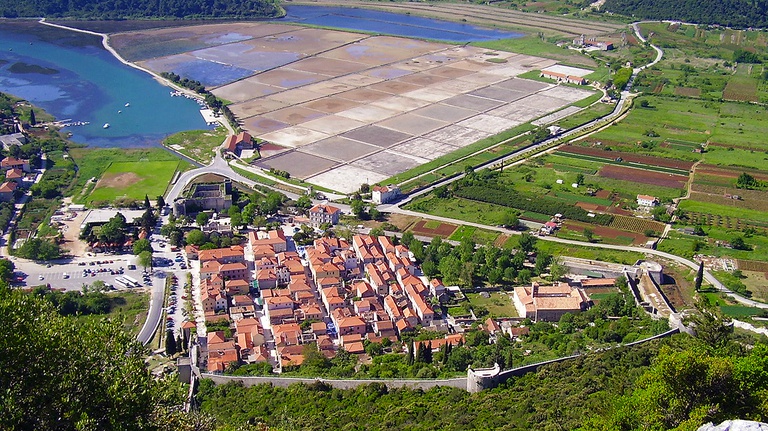 The Walls of Ston and the Green Gardens from the Game of Thrones ...